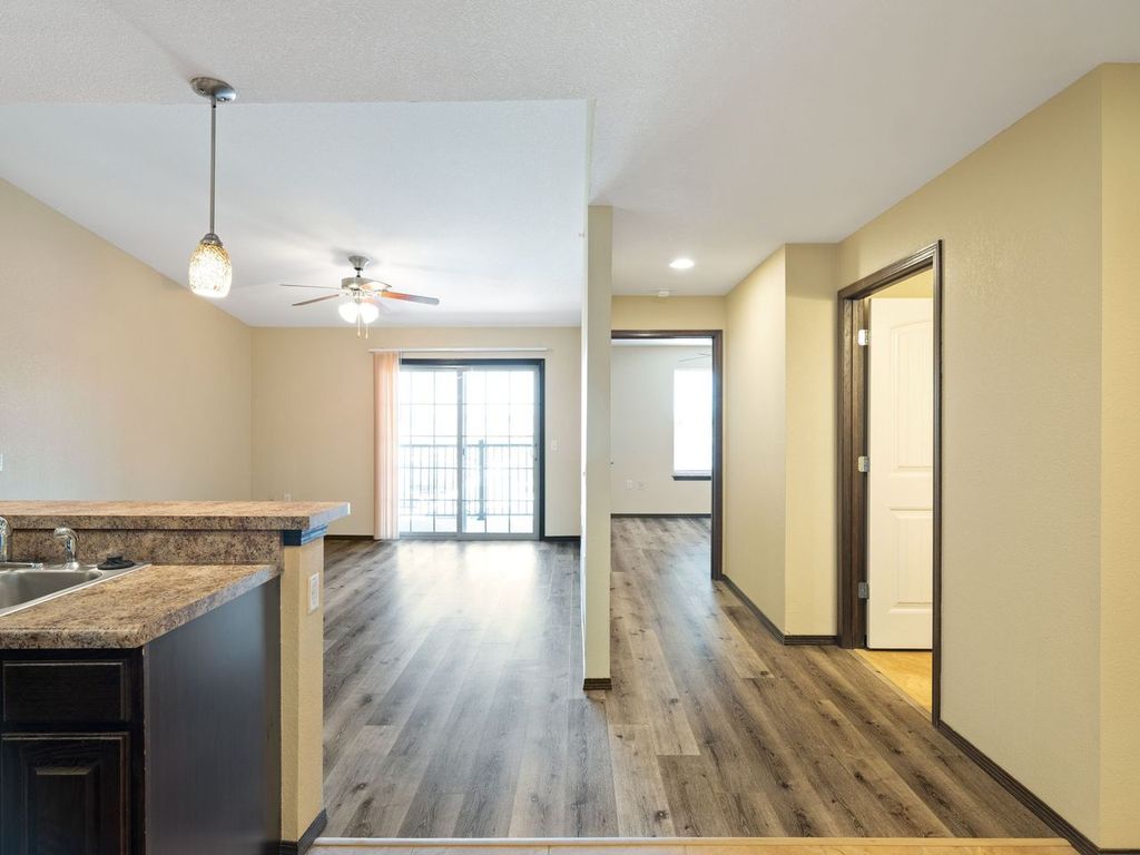 Plaza Apartments - Bell Management